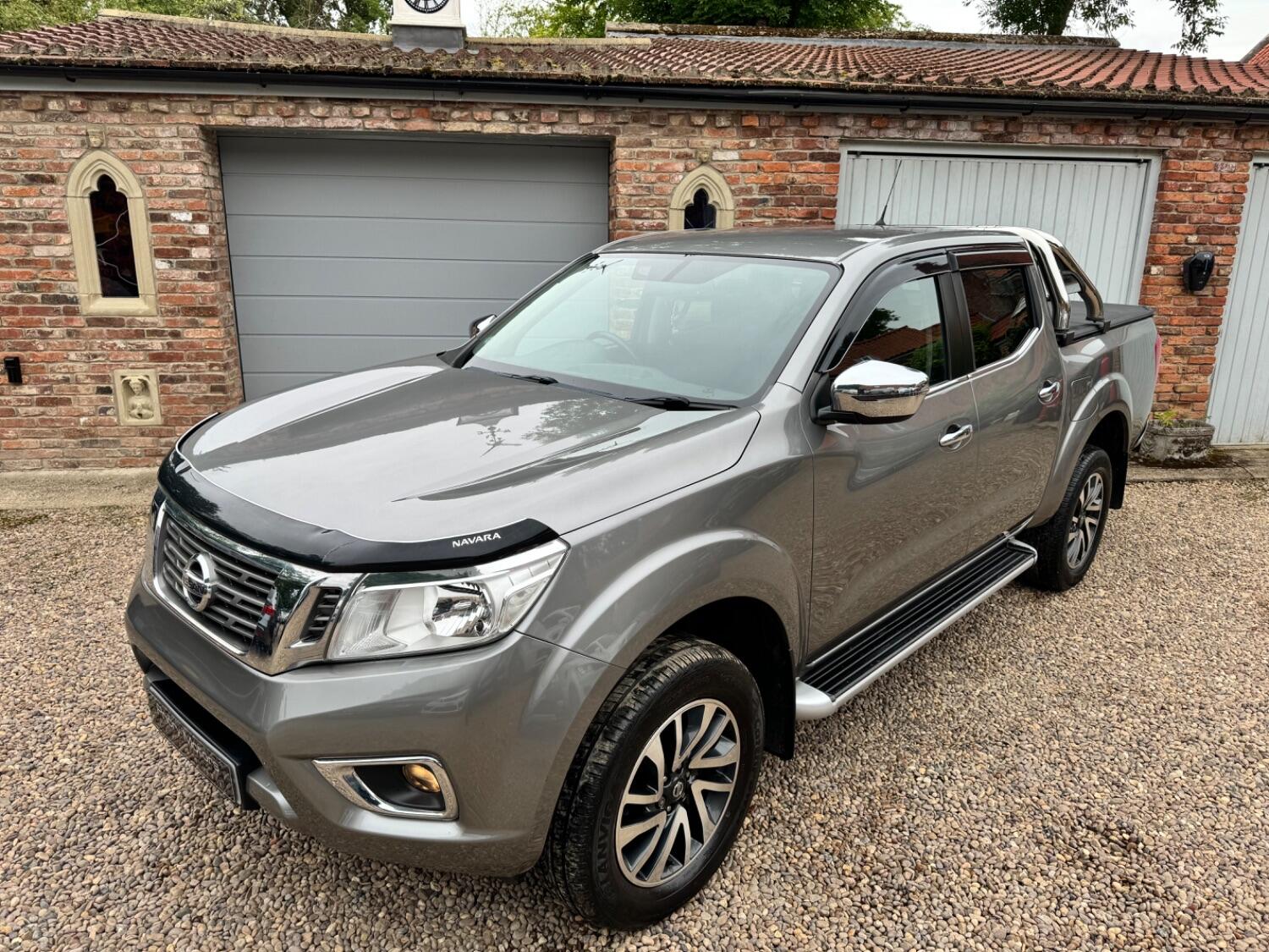 SOLD - Used NISSAN NAVARA 2019 Grey in East Yorkshire, Yorkshire ...
